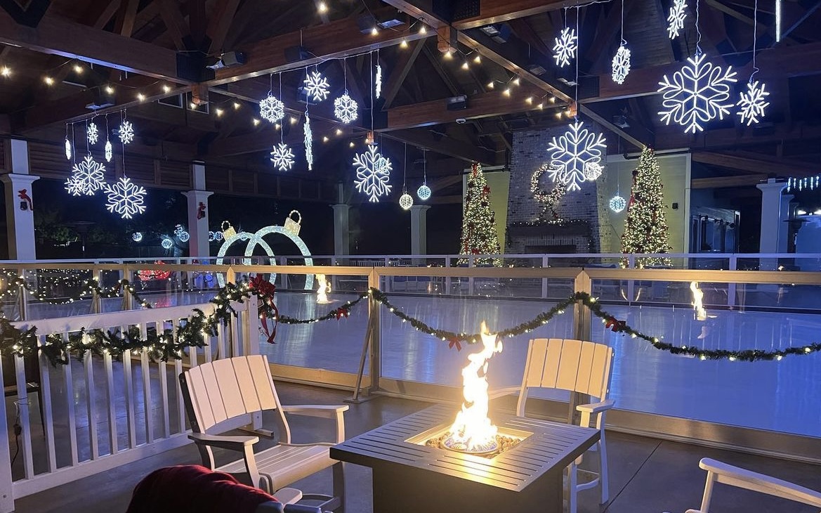 Synthetic Ice Skating at Charleston Harbor Resort & Marina Tickets ...